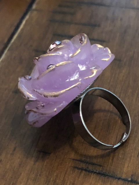 THESE ARE BEAUTIFUL ASHRAYS – Hauntedcuriosities.com